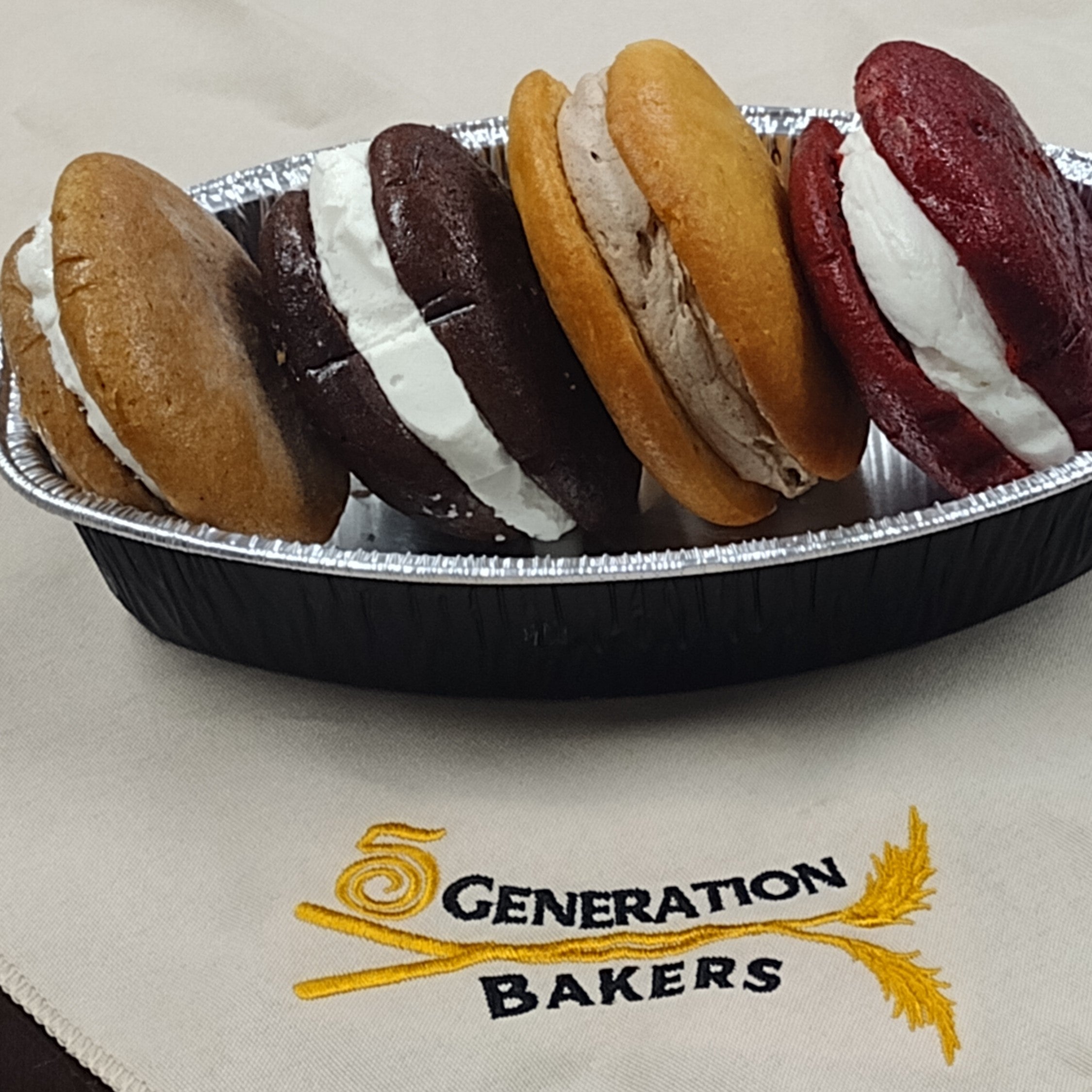 Jenny Lee Buttercream Gobs – Jenny Lee Swirl Bread